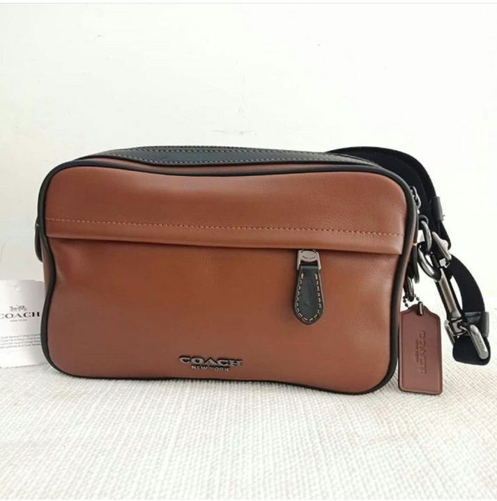 Guaranteed Authentic Coach Graham Zip Crossbody in Natural Smooth ...