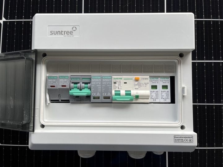 SUNTREE ตู้คอมบายเนอร์ ระบบโซลาร์รูฟท็อป พร้อม RCBO | Lazada.co.th