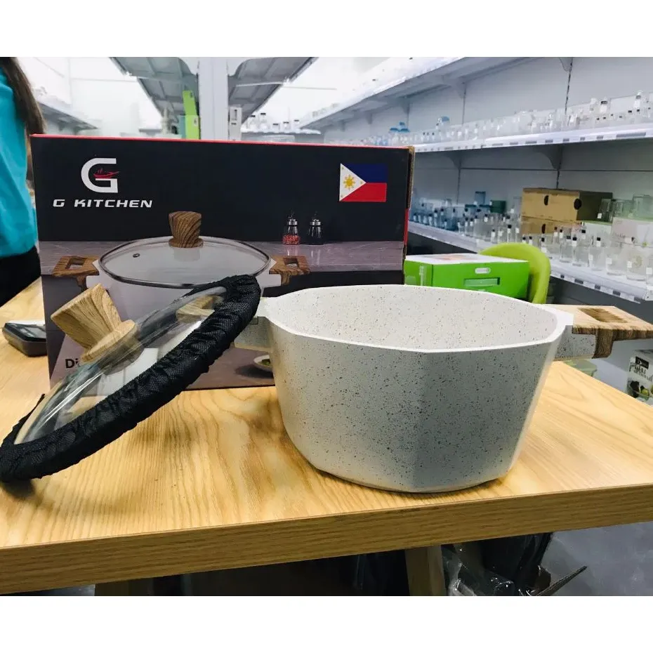 Brand New G Kitchen Soup Pot, Diamond Soup and Milk Pot Non Stick ...