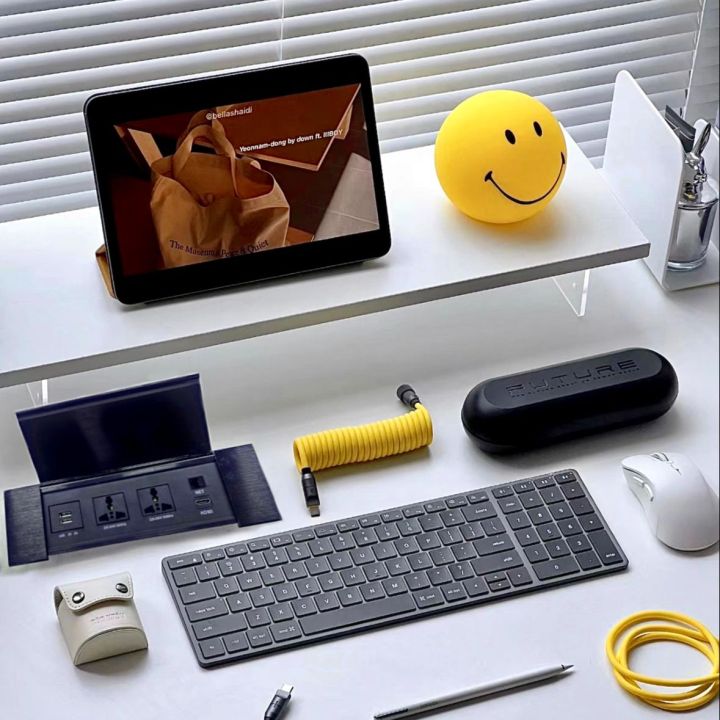 Multimedia embedded universal jack flip socket with USB charging ...