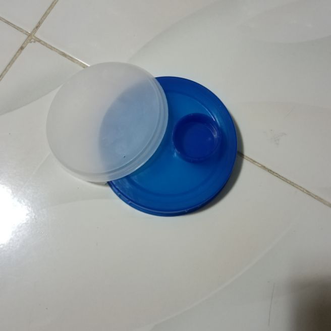 1set of cap cover for slim gallon | Lazada PH