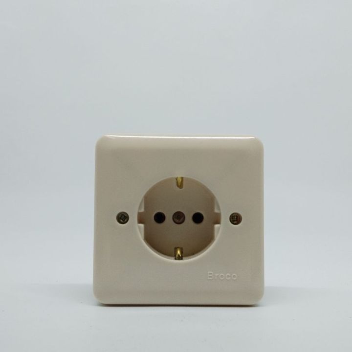 STOP KONTAK BROCO NEW GEE CREAM INBOW 5511U | Lazada Indonesia