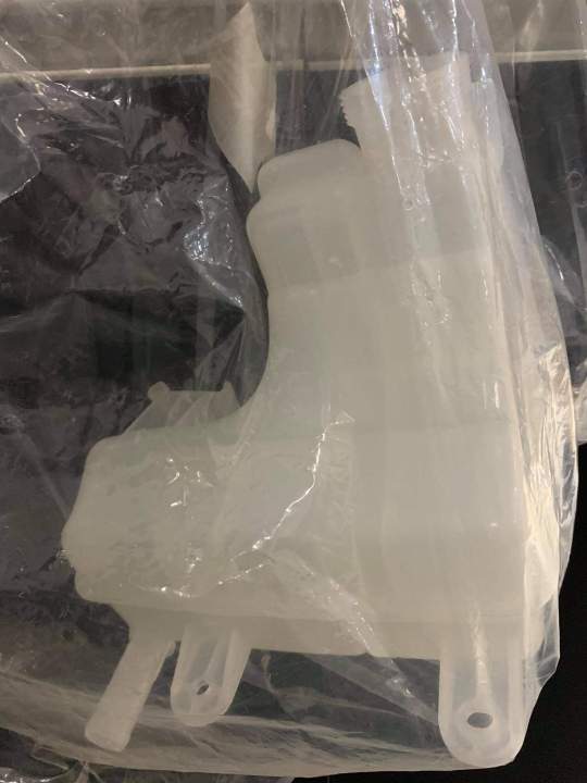 Coolant Surge Tank - GM 94725472 - Chevrolet Trailblazer Colorado 2012 ...