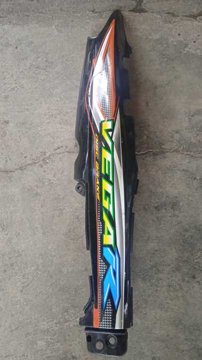 Cover Body samping motor Yamaha Vega R lama sebelah kanan | Lazada ...
