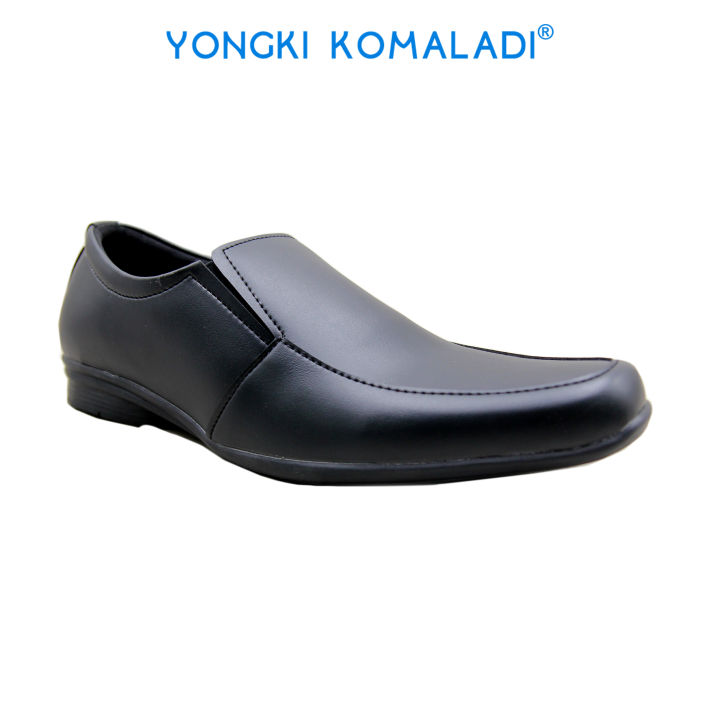 [ ORIGINAL ] YONGKI KOMALADI PANTOFEL PRIA OL-AD11296-23 | Lazada Indonesia