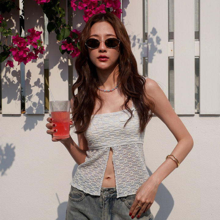 LUCA STUDIO_Ashley crop top-(22 มี.ค.)เสื้อลูกไม้ตัดต่อระบายตกแต่งด้วย ...