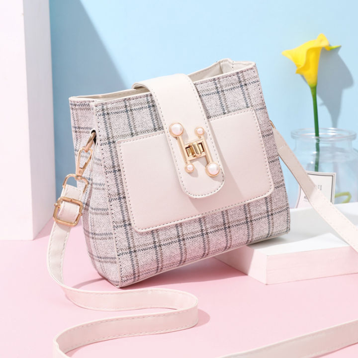 QFDI อินเทรนด์แฟชั่นกระเป๋าสะพายไหล่ กระเป๋าสะพายไหล่ขนาดเล็กกระเป๋าทรง ...