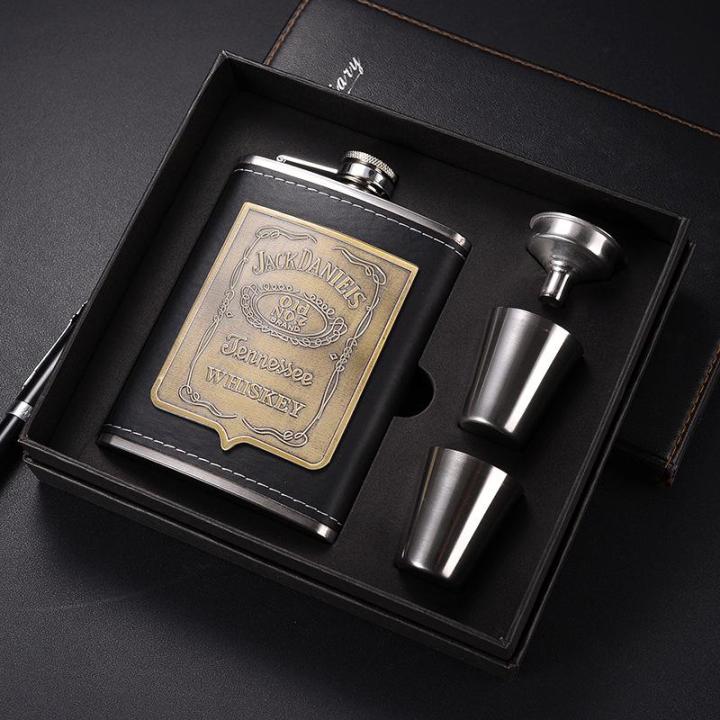 Upscale 8oz Stainless Steel Alcohol Hip Flasks Whiskey Wine Bottle ...