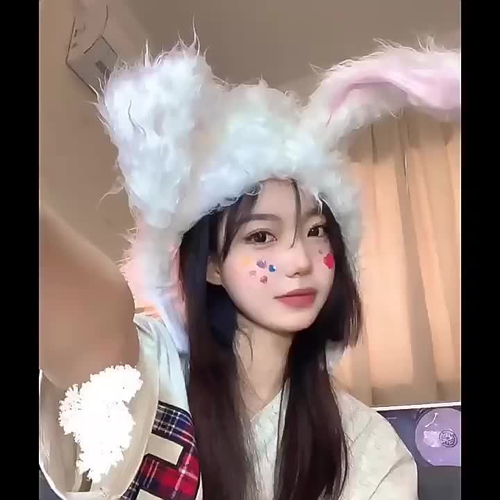 LI Ouyang Nana หมวกคลุมหูกระต่ายขนยาวแบบเดียวกันหมวกคลุมหูสำหรับสาว ...