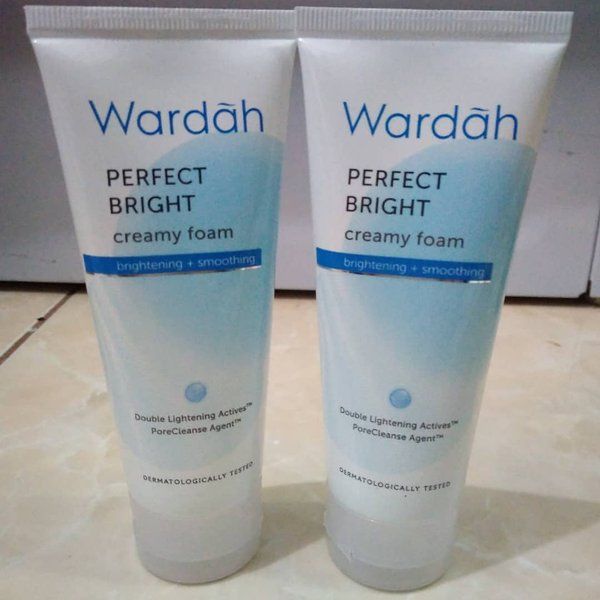 Sabun PENCUCI MUKA Kulit dan Wajah Wardah Perfect Bright Creamy Foam ...
