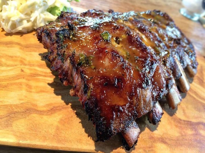 IPOH FOOD-IBERICO Pork Spare Ribs 700-780gm per piece/酱烧黑毛猪排骨(min order ...