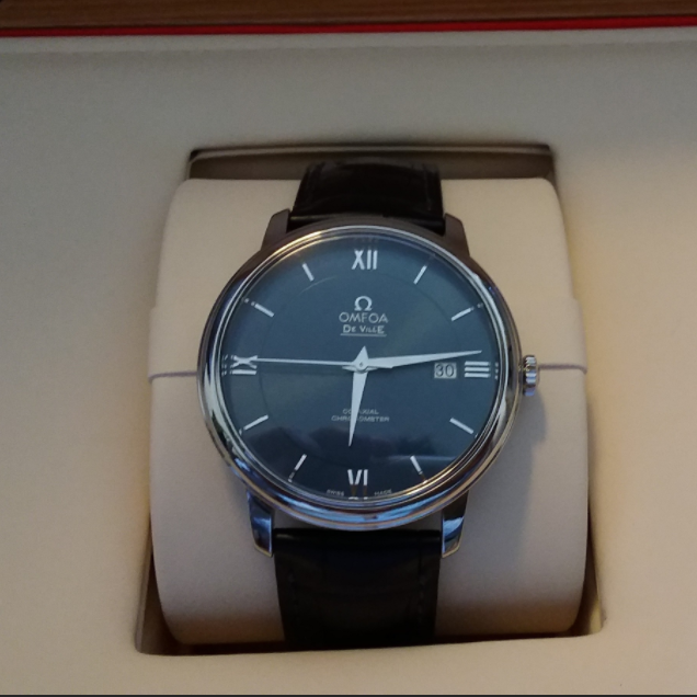 Guangzhou Station Xihai Omega Ultraman Panda tourbillon Haima 300 Darth ...