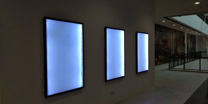 Elegant Black Aluminum LED Slim Light Box Frame 500mm x 700mm - Modern ...