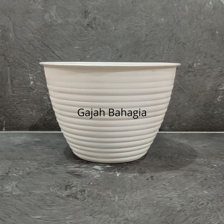 Pot bunga plastik putih tawon 12 cm Pot tanaman 12cm model tawon PUTIH ...
