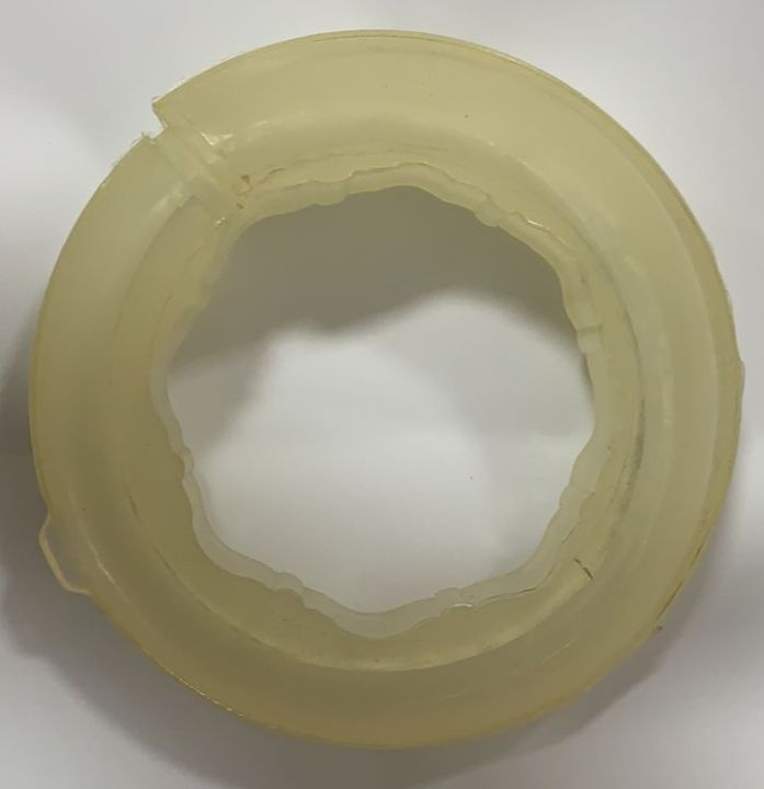 GM Front Shock Mount / Spring Seat Insulator for Chevrolet Trailblazer ...