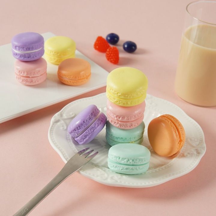 ANGCHI เลียนแบบการเล่น โมเดลมาการองเทียม พีวีซีพีวีซี ขนมฝรั่งเศสของ ...