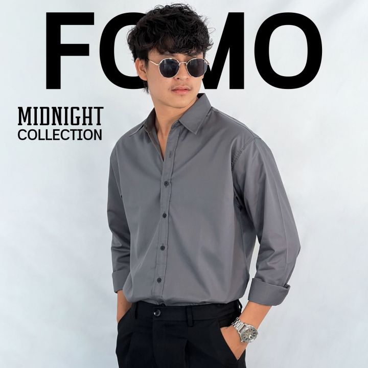 Fomo-เชิ้ตแขนยาวสีเทาชาโคล เสื้อเชิ้ตสีสุภาพ เสื้อเชิ้ตเรียบๆ | Lazada.co.th