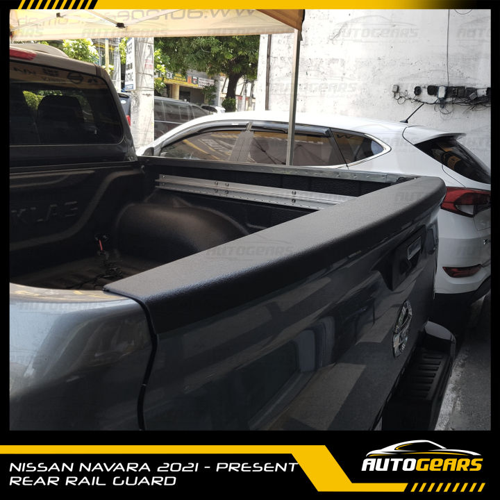 Nissan Navara NP300 (2022 - 2024) Bed Rail Guard / Tailgate Cover ...
