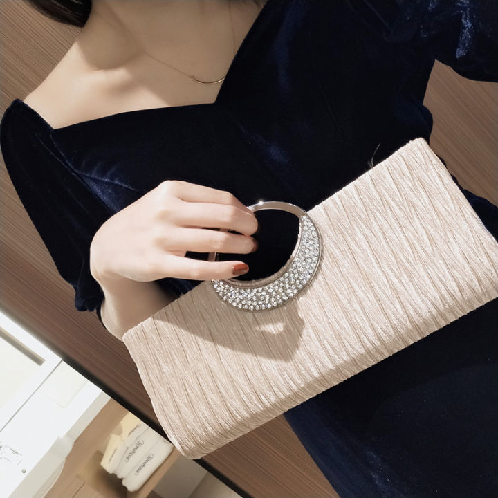 Fashionable and versatile high-end texture diamond inlaid women's ...