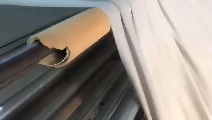 112S-7XL 300 เสื้อโค้ทผู้หญิงไซส์ใหญ่เสื้อกันลมผู้หญิงรุ่นใหม่ความยาวปานกลางไซส์ใหญ่ผู้หญิงระดับ ...