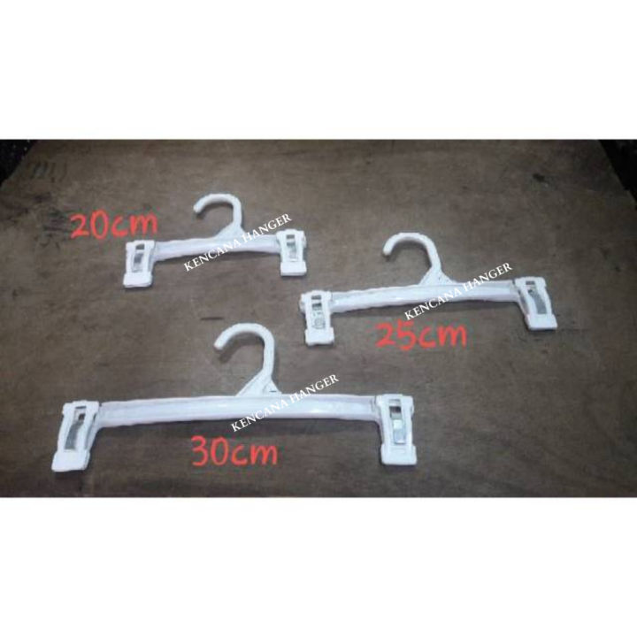 Hanger Jepit Dewasa-Remaja Anak Tanggung Dewasa Warna Putih Hitam ...