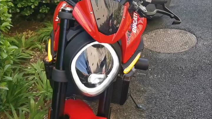 รถจักรยานยนต์ LED Turn ไฟสัญญาณกลางวันและกลางคืนสำหรับ Ducati Monster ...