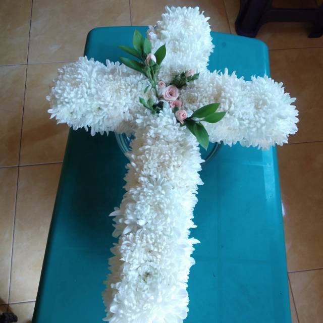 Bunga Salib Rangkaian Bunga Segar Bunga Suka/Duka Cita Medan | Lazada ...