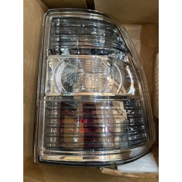 Mitsubishi Pajero 2007-2013 Tail Light | Lazada PH