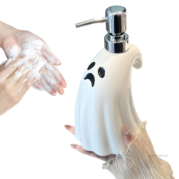 Máy pha lê di động ma quái ma quái với máy bơm cho nhà bếp trong phòng ...