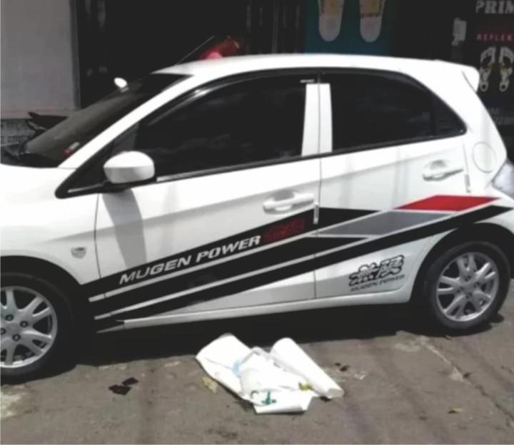 Cutting Sticker STRIPING MOBIL BISA DI PASANG DI MOBIL APA AJA | Lazada ...