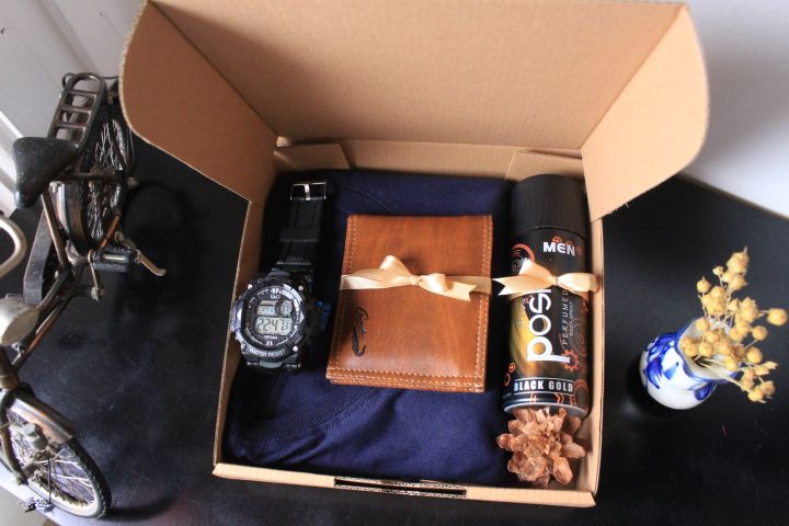 HADIAH SPESIAL UNTUK PASANGAN | HAMPERS MURAH | KADO PRIA / COWO / ANAK ...