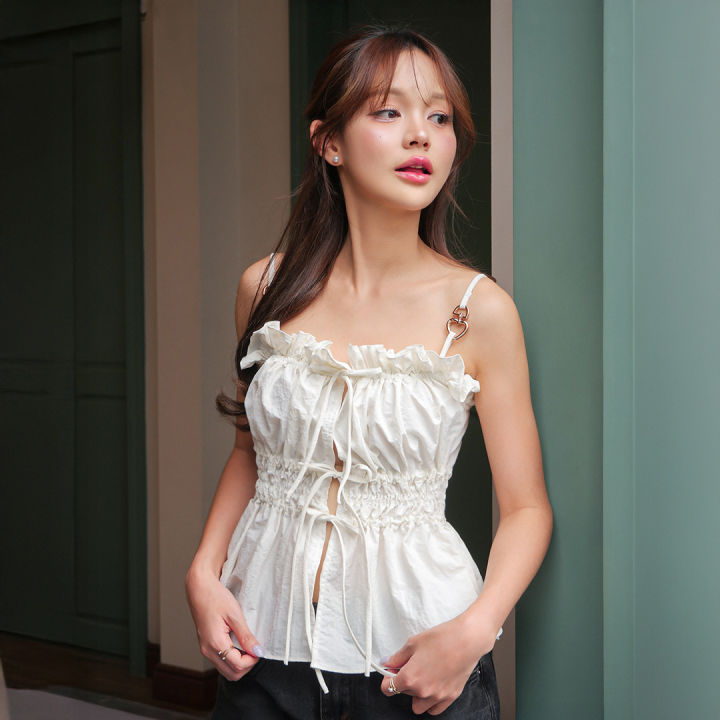 LUCA STUDIO_Clarissa top ไซส์S,M,L(Pre-orderส่ง 31 ต.ค.) -เสื้อสายเดี่ยวผ้าPolyester Taffeta สาย ...