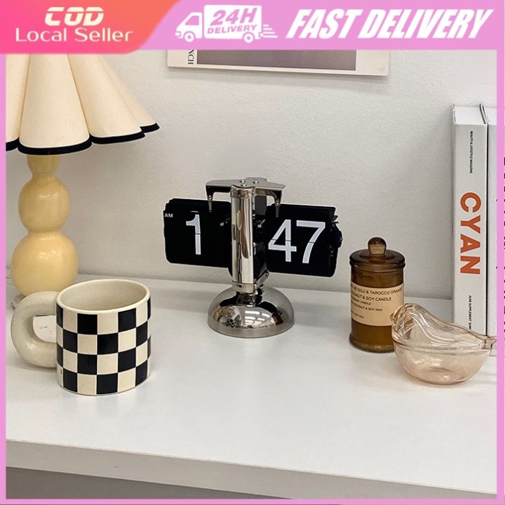 Retro creative small scale flip clock living room seat clock ...