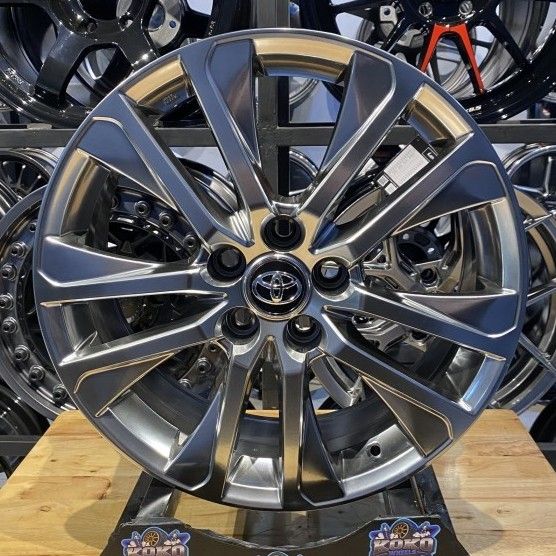 Velg Mobil OEM Zenix R18 untuk Innova Zenix | Lazada Indonesia