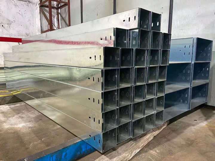 Galvanized cable tray trunking 200x100 stainless steel long-span fire ...