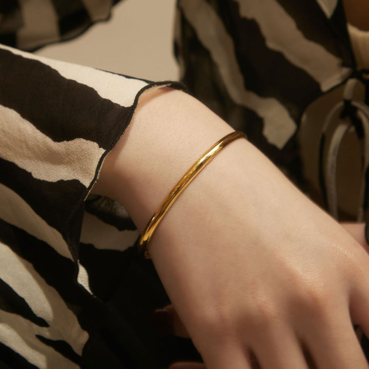 MORE - Basic C bangle กำไลข้อมือ Basic C | Lazada.co.th
