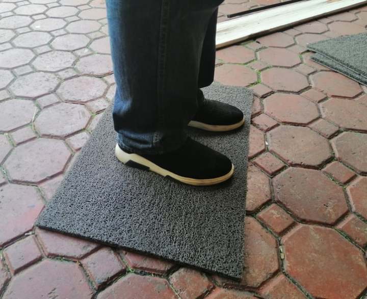 Soft Rubber Matting Loop Spaghetti Anti Slip (Gray) 40cm x 60cm | Lazada PH