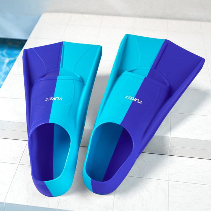 (Spot) Flexible and comfortable swimming fins diving fins adult ...