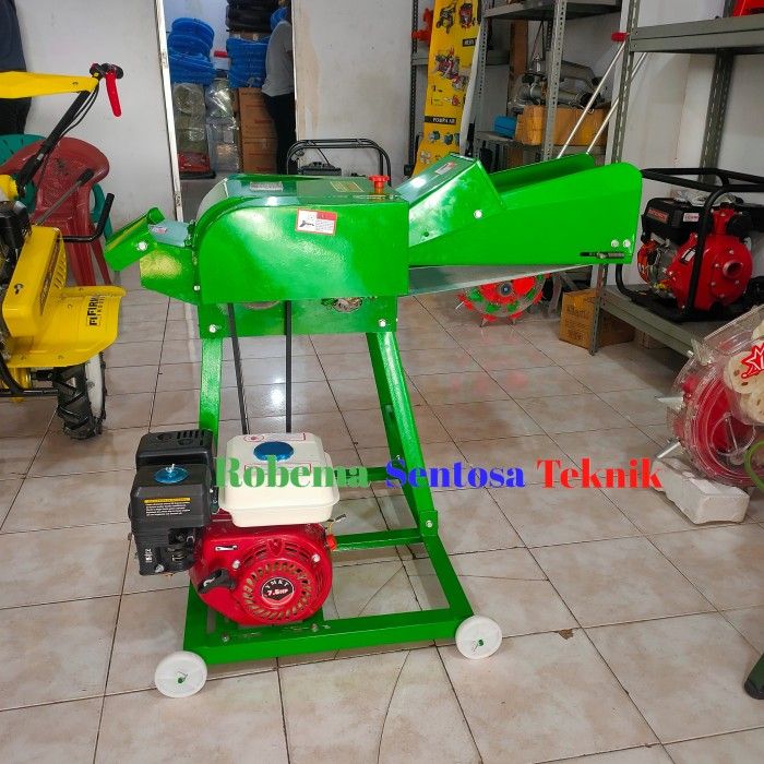 Mesin Chopper Perajang Rumput Gajah/Pencacah Rumput Ranting MCC 6-200 ...