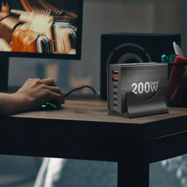 Small 200W USB C Charger with PD Fast Charging for Multiple Devices ...