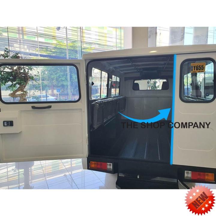 Mitsubishi l300 rear door lacing center Genuine parts | Lazada PH
