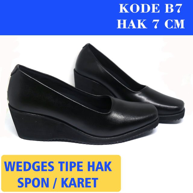 Sepatu Wedges Hitam Hak Karet 7 Cm Sepatu Kerja Wanita Sepatu Wedges ...
