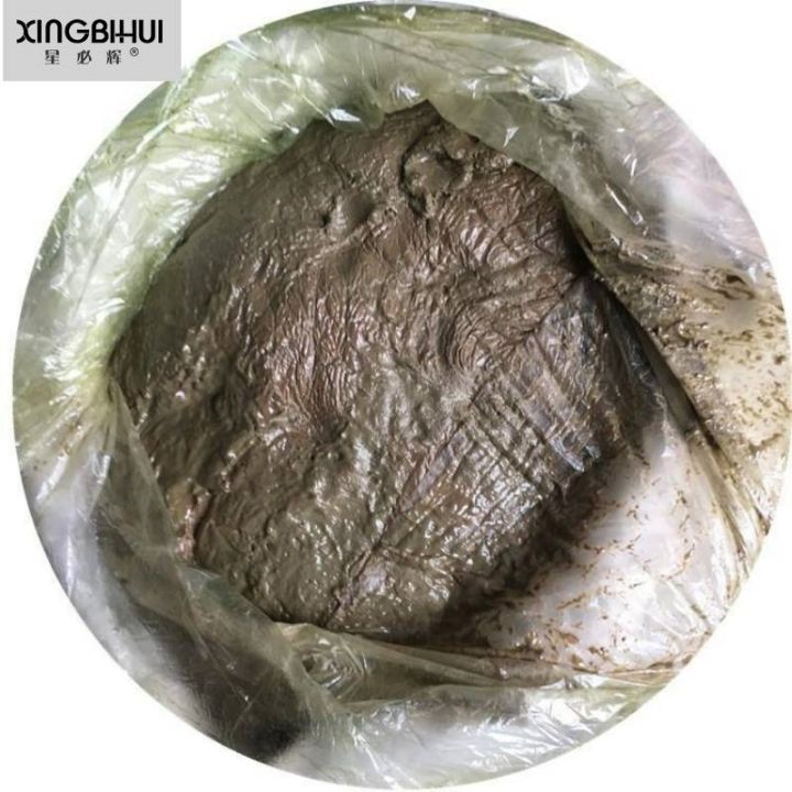 Mud putty barrel plugging mud old wooden window plugging window gray ...