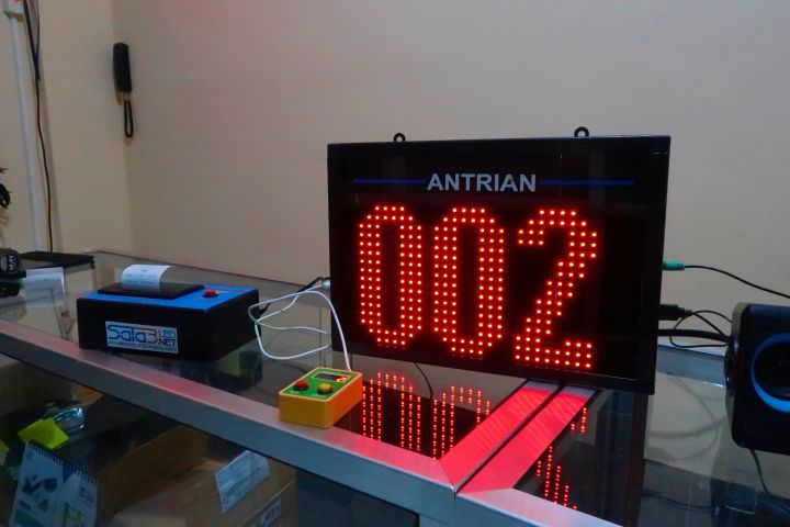 Mesin Antrian Wireless dengan panggilan suara manusia dan display LED ...