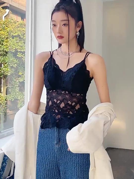 Wintin เสื้อกล้ามสายเดี่ยวลูกไม้ฤดูร้อนสำหรับผู้หญิงใส่ด้านในมีแผ่นรอง ...