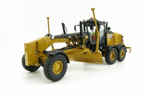 DM 1:50 CAT 150 Caterpillar self-propelled grader alloy engineering ...