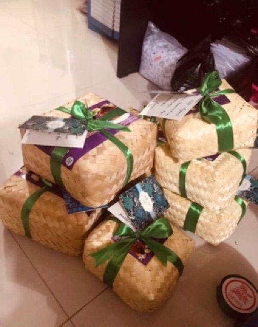 Wedang uwuh besek isi 10 saset Hampers LEBARAN / Parcel cantik lebaran ...