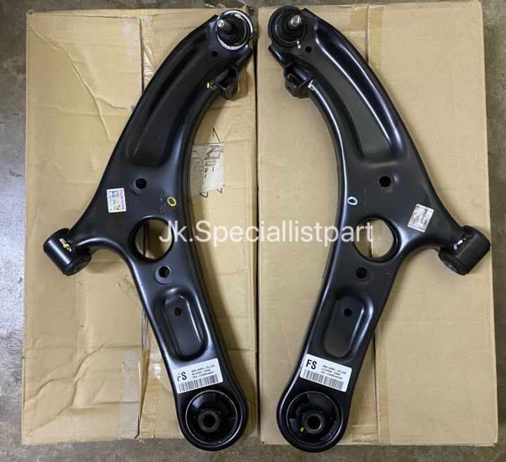 LOWER ARM WITH BALL JOINT LEFT & RIGHT (ORIGINAL) HYUNDAI VELOSTER ...