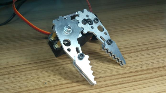 Small Robot Arm Gripper Robotic Claw Clamp with 180 Degree Servos for ...