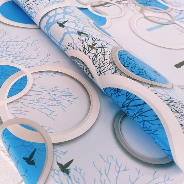 Wallpaper Sticker Dinding Ruang Tamu Motif Polkadot Burung Biru ...